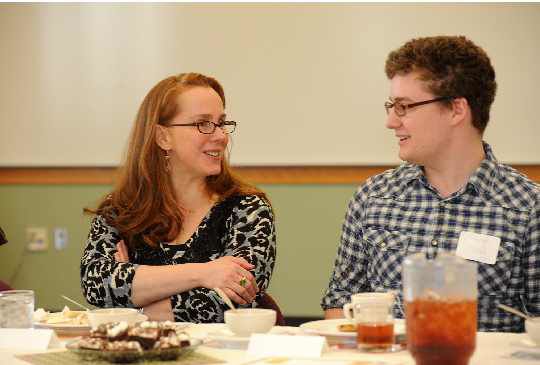 Author’s story-telling fascinates crowd at GCC | Lifestyles ...