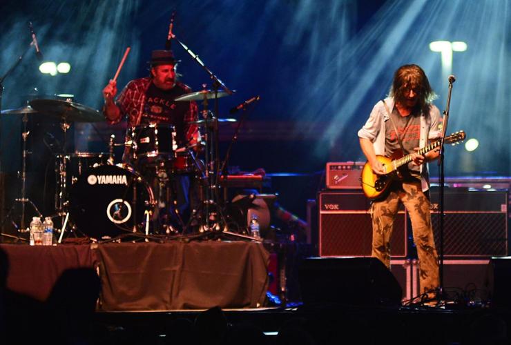 PHOTOS: Wrapping up with the Spin Doctors | Lifestyles ...