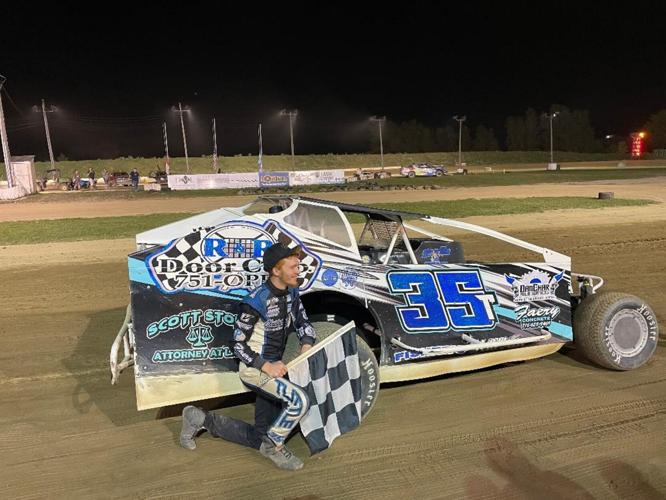 GENESEE SPEEDWAY: Homan pulls late-race move to win while Tuttle Stays ...