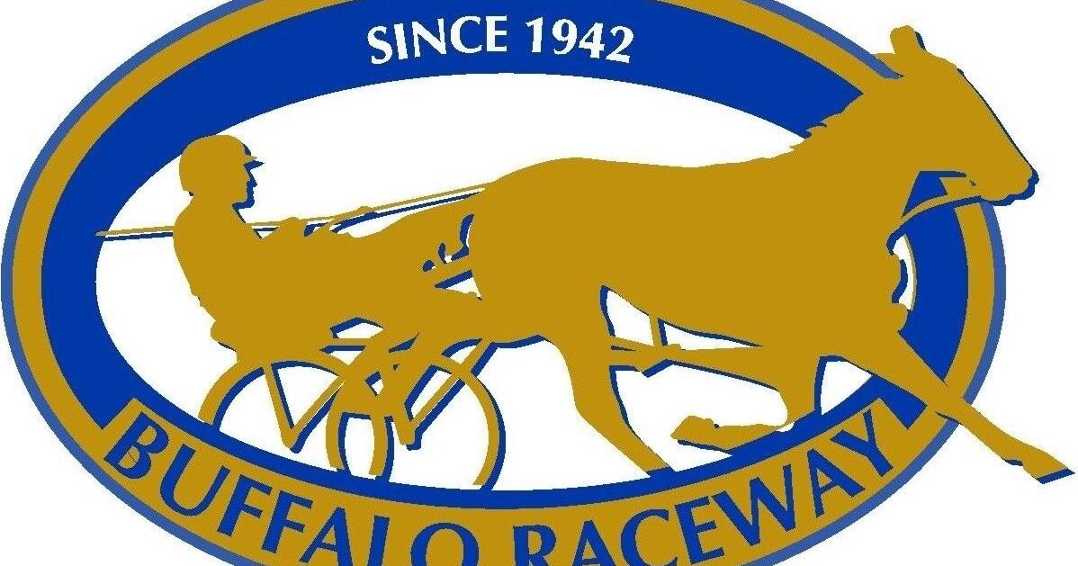 HARNESS RACING: Buffalo raceway introduces new track photographer ...