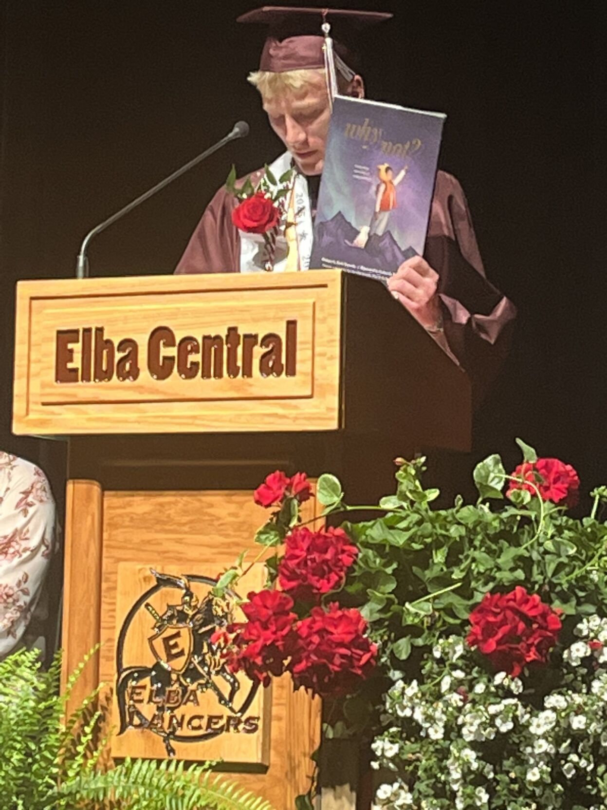 Elba sends 25 graduates out into the world | News | thedailynewsonline.com