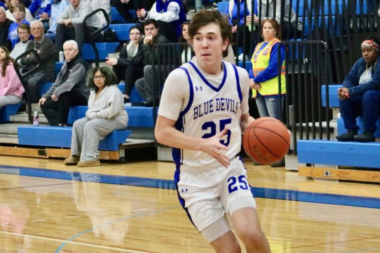 SEC. V BOYS BASKETBALL: White, Batavia hold off Greece Odyssey in 'A ...
