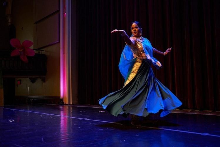 Art in motion: Society of Artists demo to feature live musicians ...