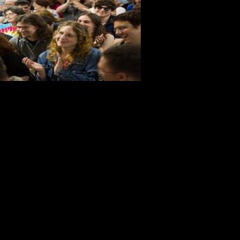 George RR Martin Book Signing | Lifestyles | thedailynewsonline.com