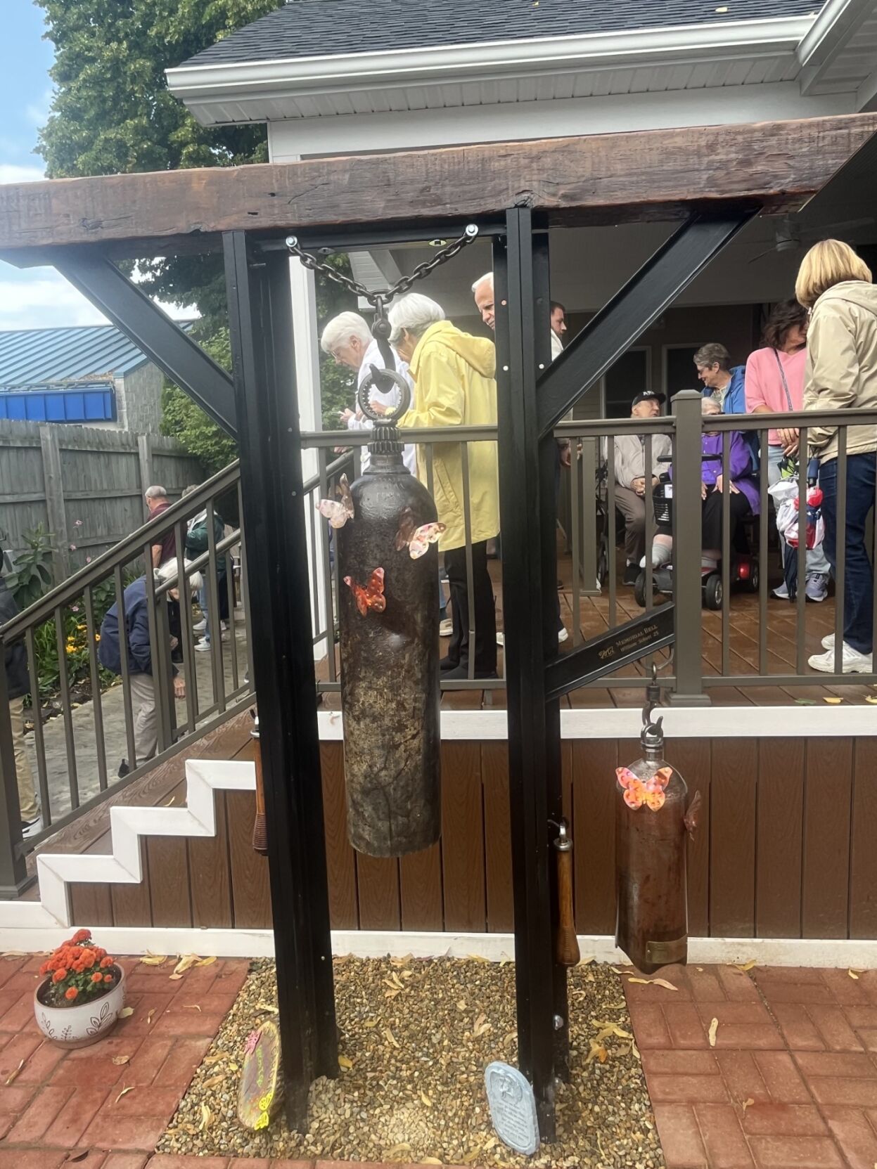 Community remembers loved ones in butterfly release at Crossroads House ...