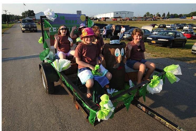 PHOTOS: Genesee County Fair parade | News | thedailynewsonline.com