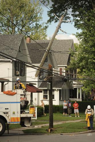 Truck hits utility pole, cuts power to 2,600 city customers | News ...