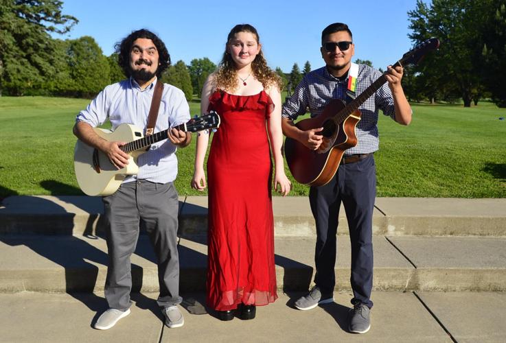 Paolo Busti honors San Fratello, awards scholarships at annual banquet ...