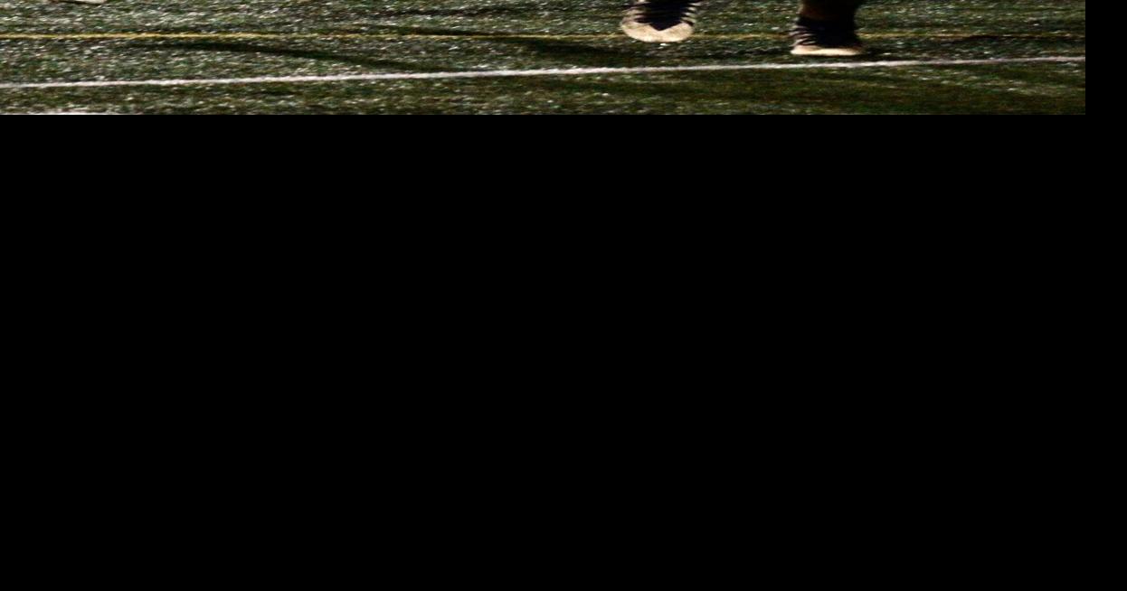 RUNNING AWAY WITH HISTORY: Pembroke’s Totten recorded record-breaking ...