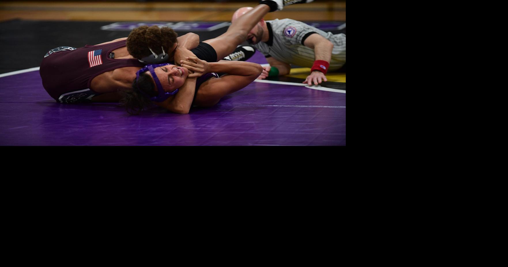 WRESTLING: Byron-Bergen ousts Albion; Several Bees earn wins by pin ...