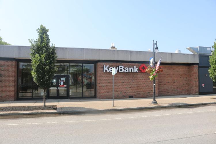 UPDATE: Suspect apprehended in Batavia bank robbery | Public Service ...