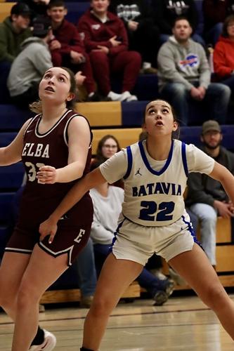 ROTARY TOURNAMENT: ND storms back to beat C-M in first round; Irish to ...