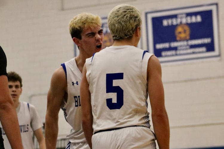 H.S. BOYS BASKETBALL ROUNDUP: Ray, Geneseo rally past Alexander in ...