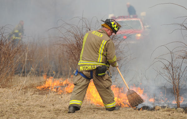 PHOTO: Bergen field fire | News | thedailynewsonline.com