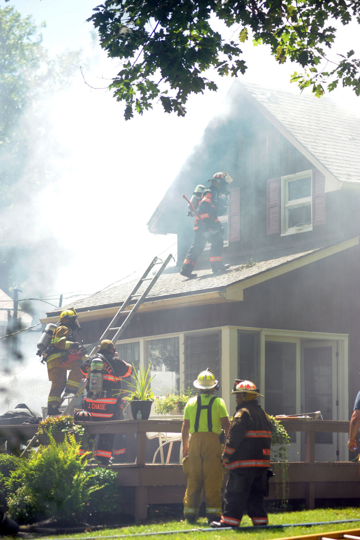 UPDATE (WATCH): Two houses destroyed, third badly damaged in Silver ...