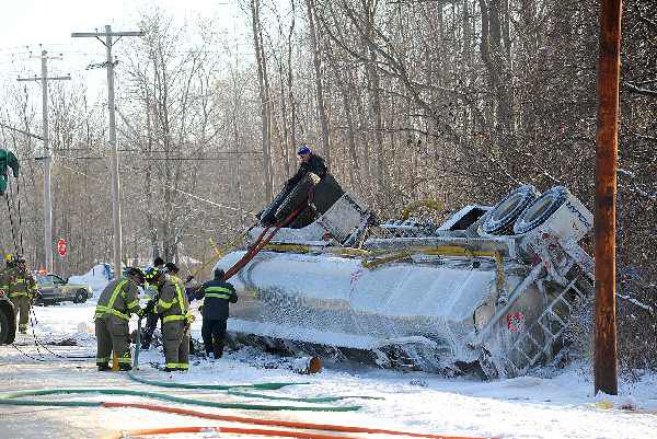Route 33 crash was scene of 'organized chaos’ | News ...