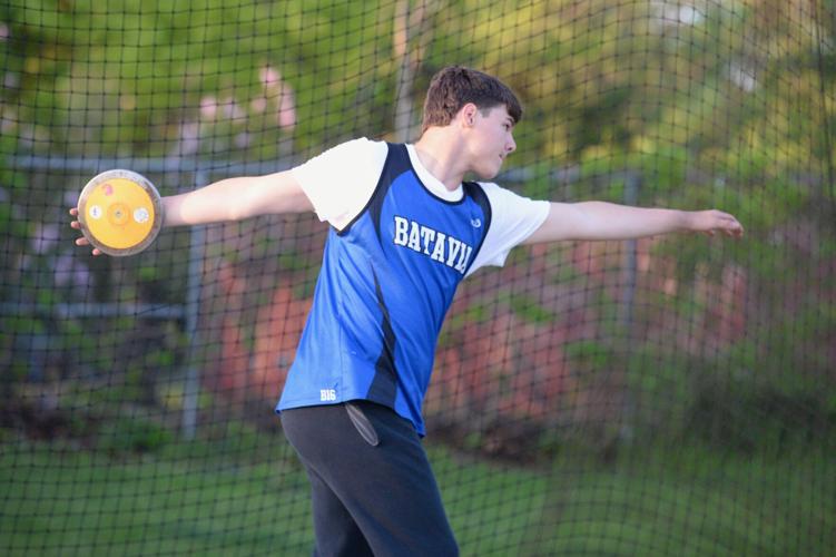MONDAY ROUNDUP: Batavia track hosts Brockport; Lyndonville softball ...