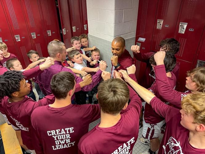 H.S. BASKETBALL: After tough road to begin season, Cal-Mum HC Shelton ...