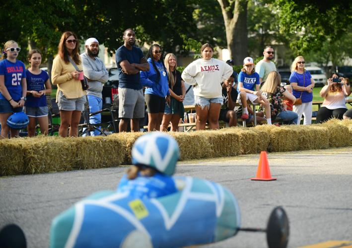 WATCH: Young racers take to Ellicott Avenue for Boxcar Derby | Top ...