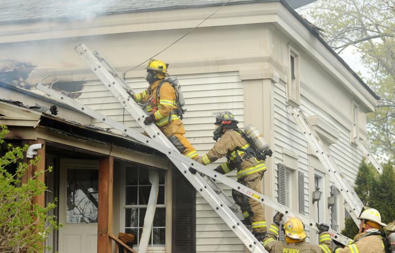 WATCH: Fire damages Covington home | Top Story | thedailynewsonline.com