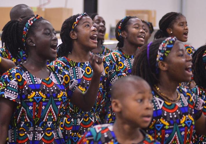 (WATCH) The power of music: Choir from West Africa sings and dances in ...