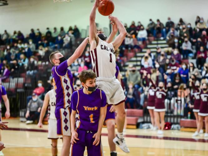 BOYS HOOPS: York rolls past Cal-Mum | Sports | thedailynewsonline.com