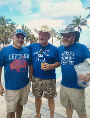 Bills Mafia takeover? Bills fans travel to Miami in droves with AFC ...