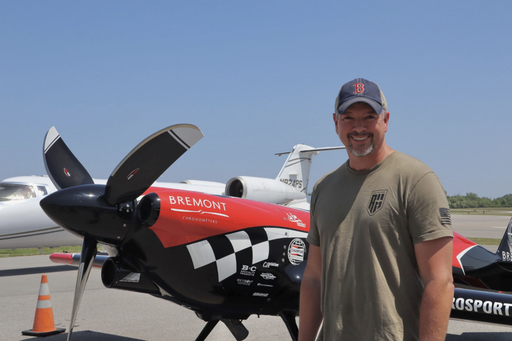Stunt pilot Rob Holland dies in crash; frequent performer in Geneseo ...