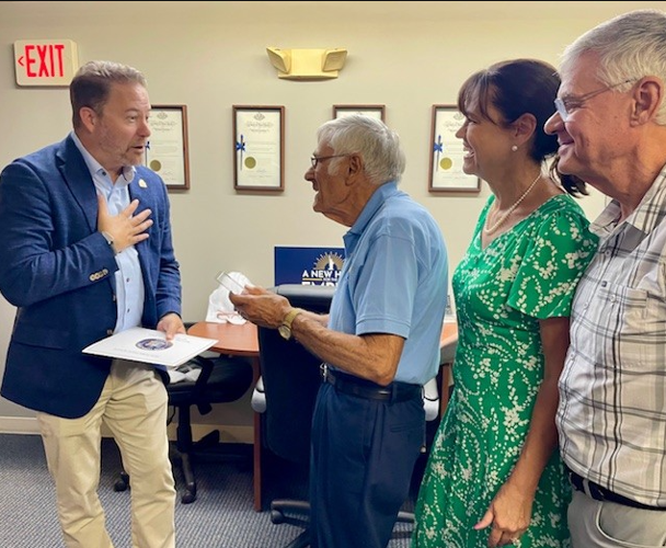 Sen. Ortt lauds Zenger’s refuge work | News | thedailynewsonline.com