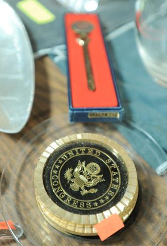 Photos: Conable items auctioned | News | thedailynewsonline.com