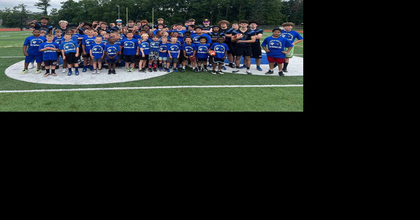 FOOTBALL FAMILY: Batavia Blue Devils, Bulldawgs team up for football ...