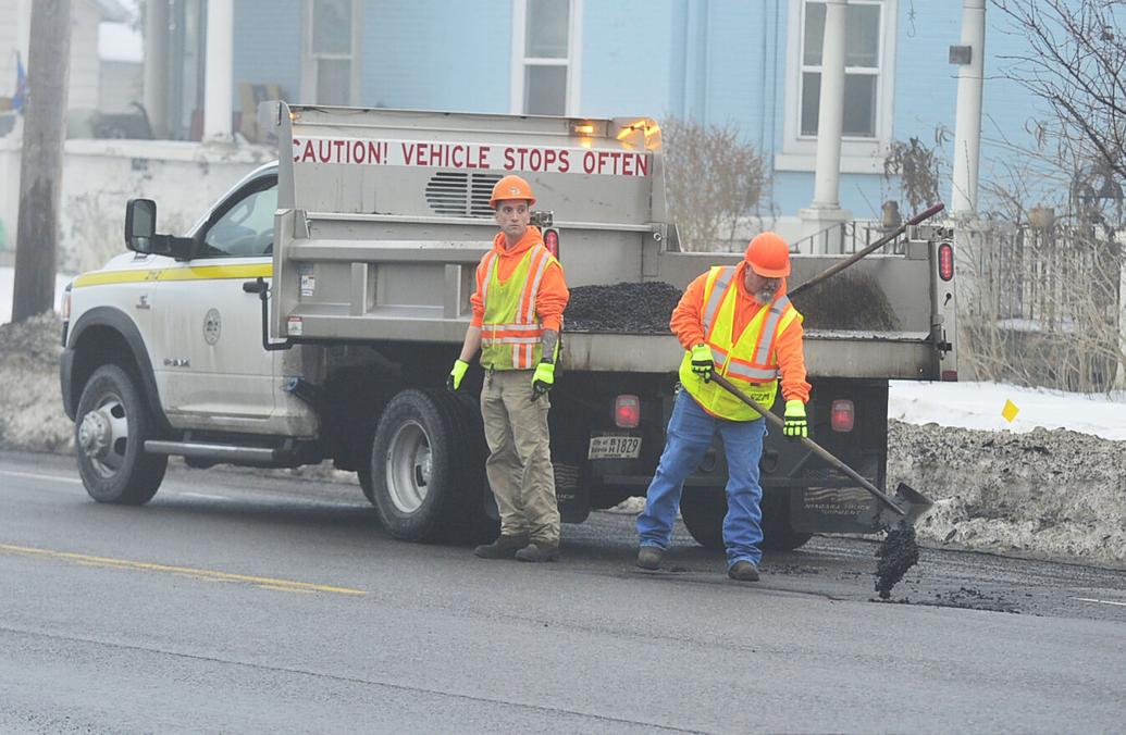 Proposed law would expand state liability for potholes damaging cars ...