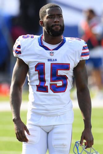 TE Knox expected to return, RB Moss, DE Addison listed as questionable ...