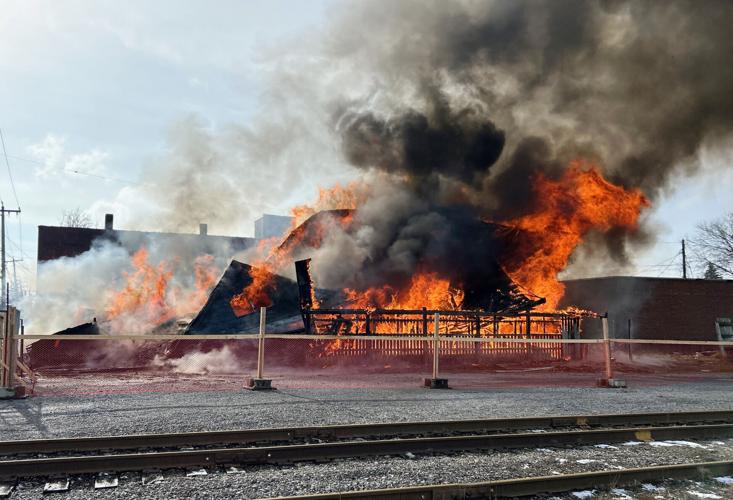 Afternoon inferno: Fast-moving fire destroys former Backhoe Joes in ...
