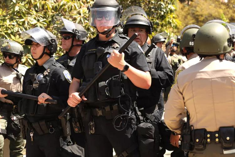 Massive police operation breaches UCLA pro-Palestinian encampment ...
