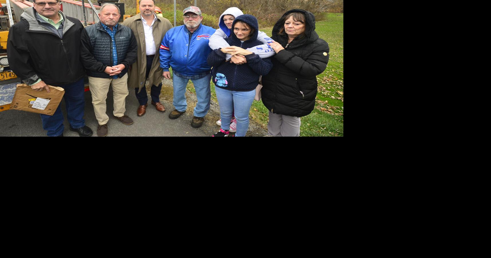 WATCH: Highway dedication honors Albion soldier killed in 2009 in ...