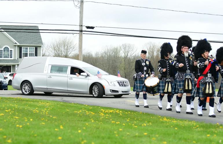 WATCH: Family, friends and colleagues pay respects to James Sauer | Top ...