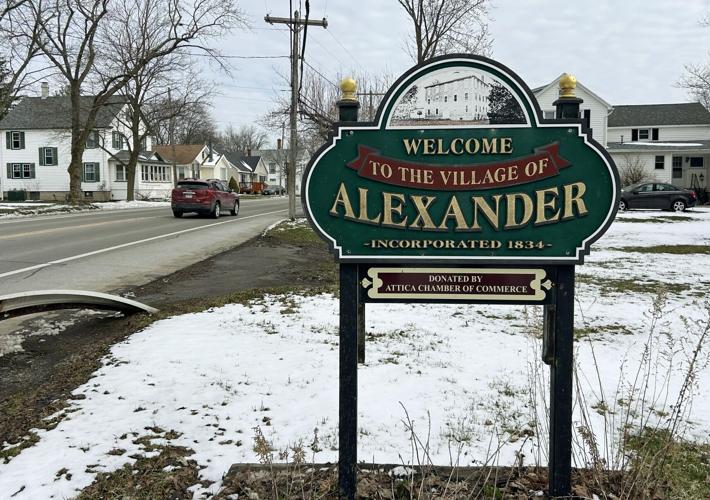 Alexander mayor disputes fiscal stress rating | News ...