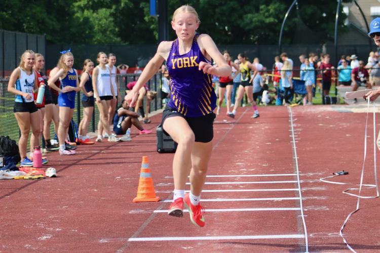 SEC. V TRACK AND FIELD: 49 GLOW region athletes qualifiy for state ...