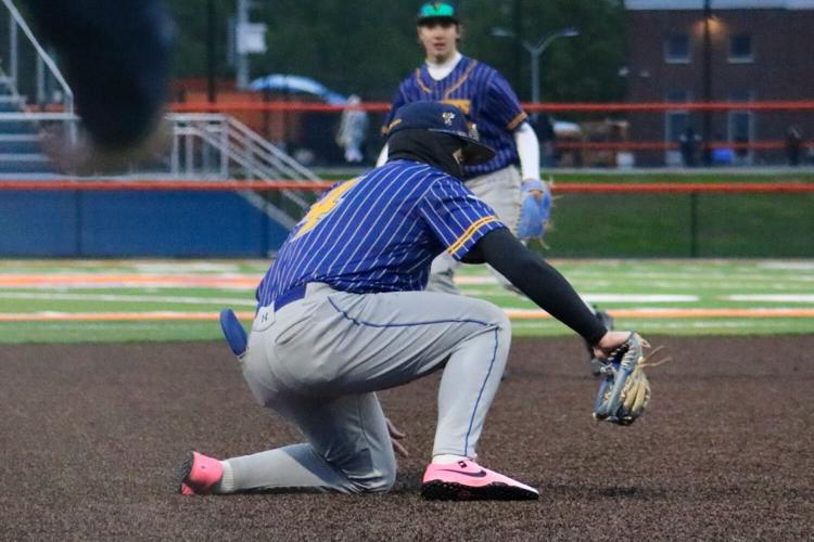 SEC. V BASEBALL: Briggs delivers remarkable two-way effort, powers ...