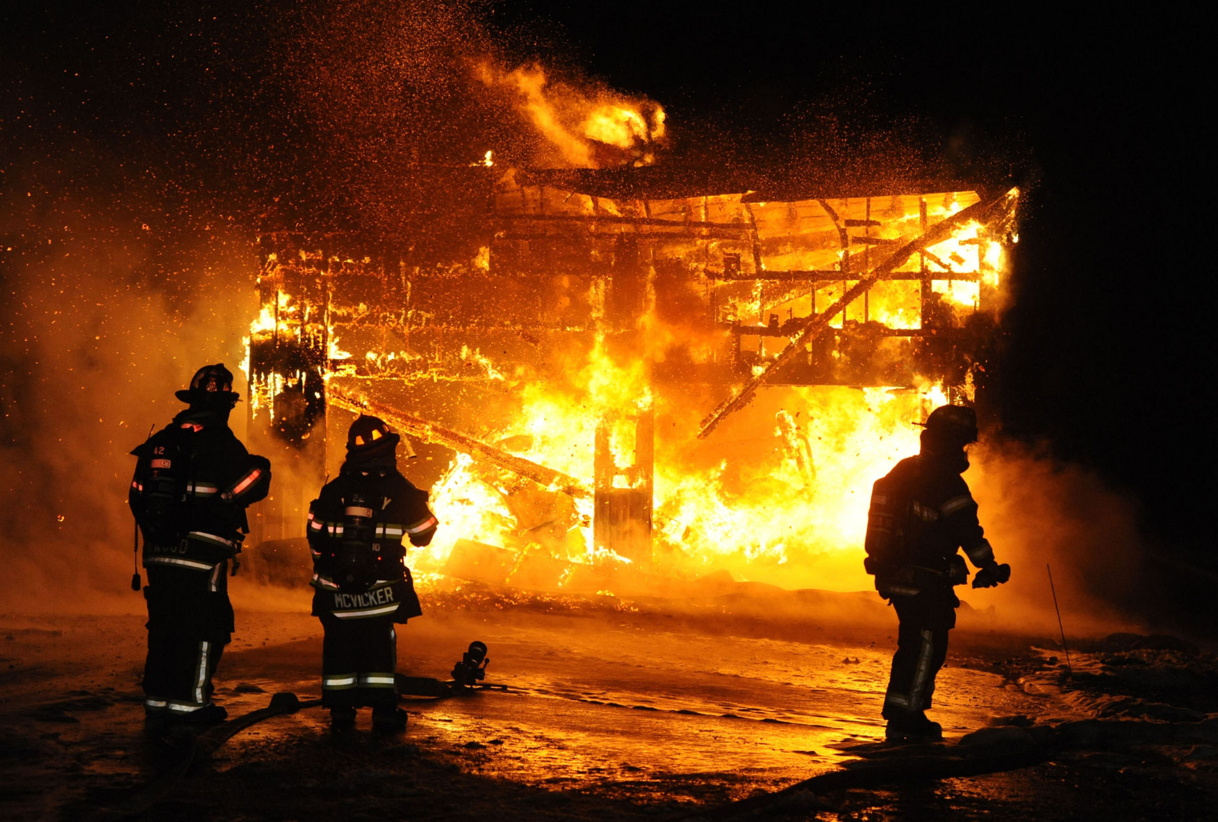 Fire destroys carriage house | News | thedailynewsonline.com