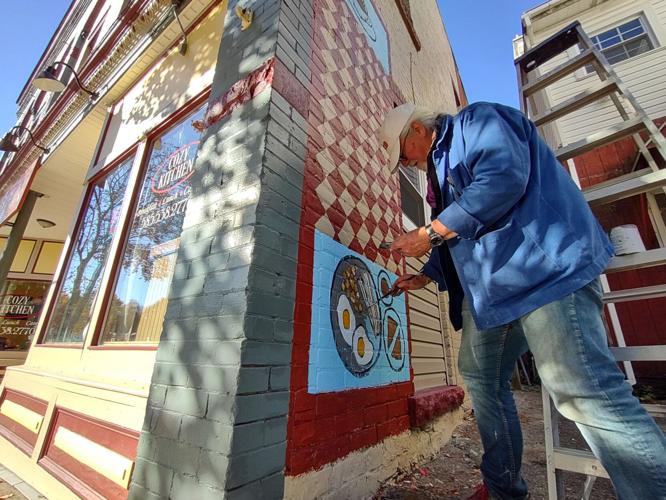 PHOTOS: Scene on the street | Lifestyles | thedailynewsonline.com