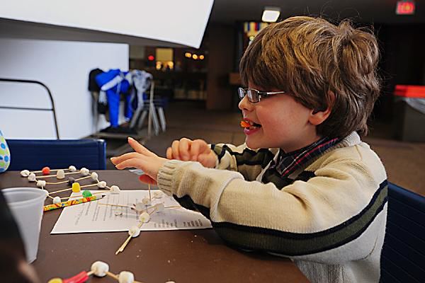 Students given a taste of science | News | thedailynewsonline.com