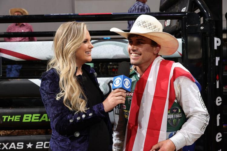 PROFESSIONAL BULL RIDING: Daylon Swearingen Crowned 2022 PBR World ...