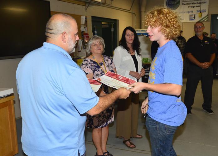 Pre-Apprenticship Boot Camp graduates 10 students | News ...