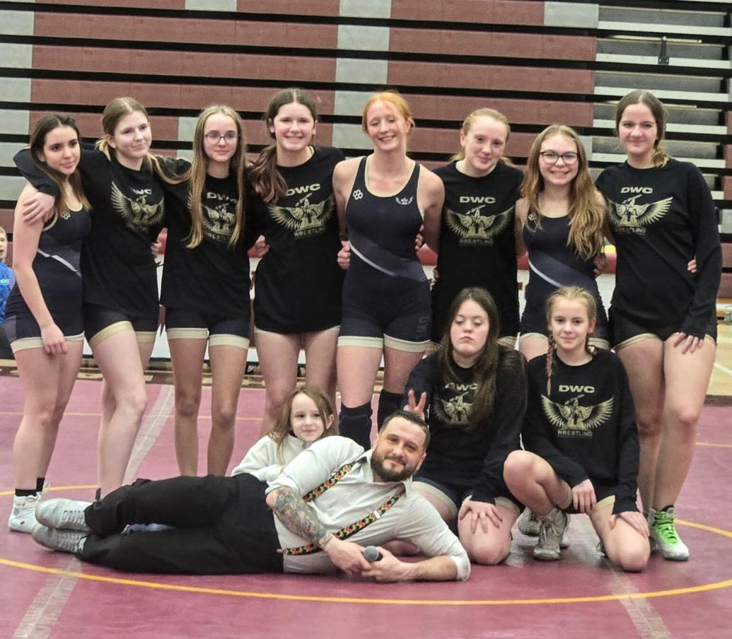 H.S. GIRLS WRESTLING: D/W-C celebrates Senior Night with win over ...