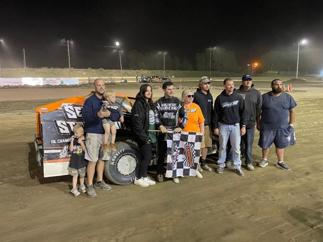 GENESEE SPEEDWAY: Rivers rockets to victory while Vigneri III scores ...