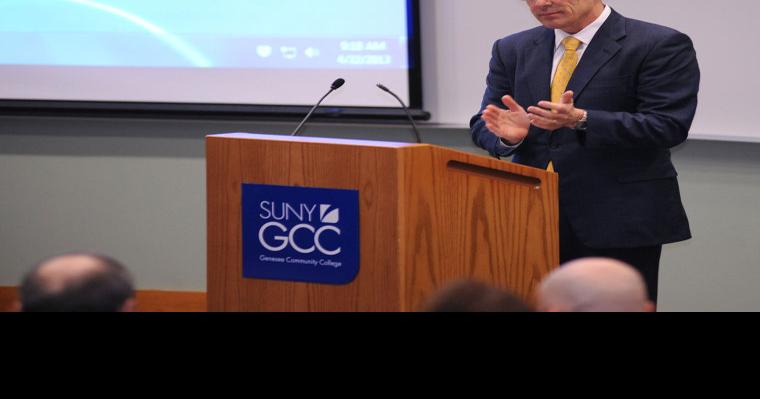 William J. Hochul Jr. | | thedailynewsonline.com