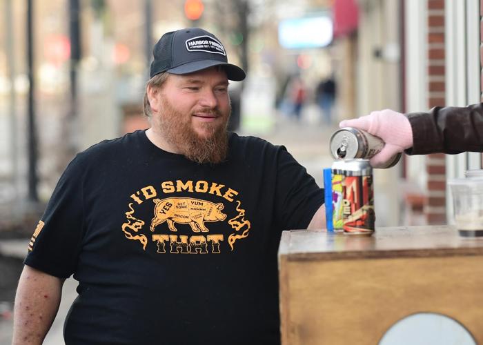 Chilly day, artisan brews: Crowds enjoy annual FeBREWary Beer Walk ...