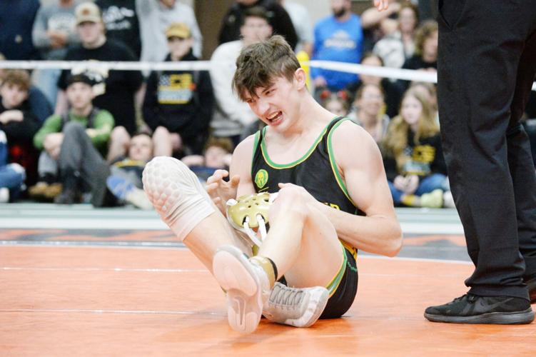 H.S. WRESTLING: Merrill’s grind has led the Alexander senior to the ...